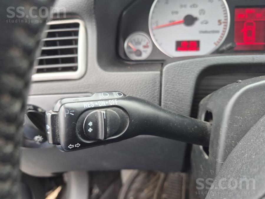 Audi A6 2002 Daugavpils, ar dzinēja tilpumu 2.50 L un nobraukumu 0 tūkst. km par 1400 €, foto 12 vietnē AUTOMOTO.COM.LV