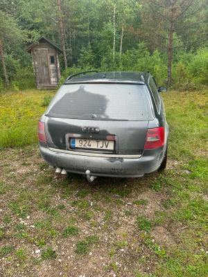 Audi A6 2002 Pērnava, ar dzinēja tilpumu 2.50 L un nobraukumu 479 tūkst. km par 1200 €, foto 11 vietnē AUTOMOTO.COM.LV