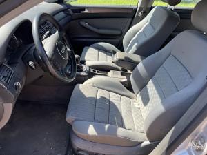 Audi A6 2002 Vilkaviškis, ar dzinēja tilpumu 2.50 L un nobraukumu 220 tūkst. km par 230 €, foto 8 vietnē AUTOMOTO.COM.LV