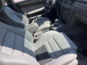 Audi A6 2002 Vilkaviškis, ar dzinēja tilpumu 2.50 L un nobraukumu 220 tūkst. km par 230 €, foto 11 vietnē AUTOMOTO.COM.LV