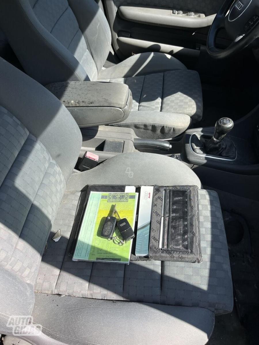 Audi A6 2002 Vilkaviškis, ar dzinēja tilpumu 2.50 L un nobraukumu 220 tūkst. km par 230 €, foto 12 vietnē AUTOMOTO.COM.LV