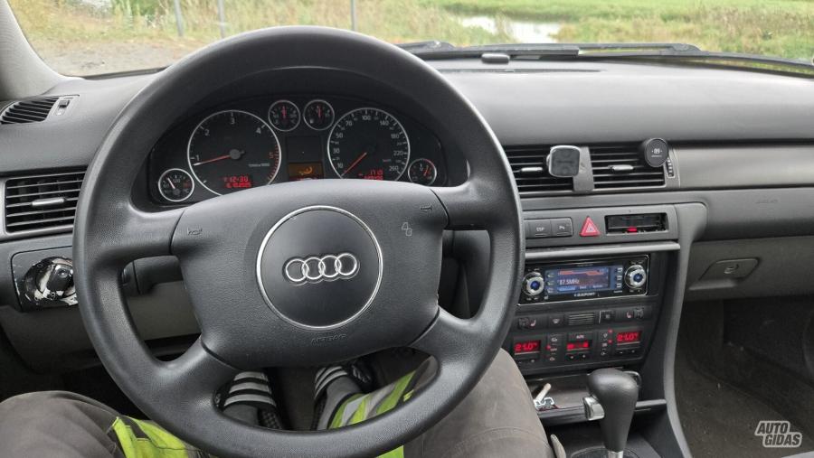 Audi A6 2002 in Prienai, with an engine capacity of 2.50 L and mileage of 223 thousand km for 1000 €, photo 7 on AUTOMOTO.COM.LV