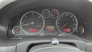 Audi A6 2002 in Prienai, with an engine capacity of 2.50 L and mileage of 223 thousand km for 1000 €, photo 10 on AUTOMOTO.COM.LV
