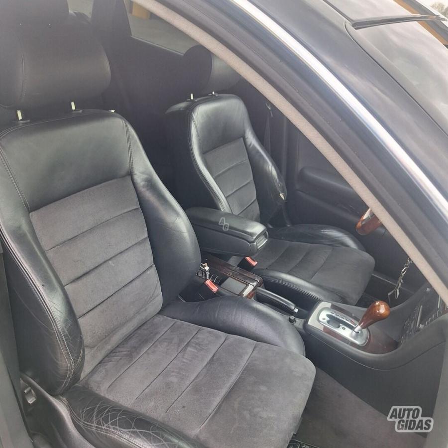 Ауди А6 2003 в Утена, объемом двигателя 2.50 л и пробегом 290 тыс. км за 2000 €, фото 8 на AUTOMOTO.COM.LV