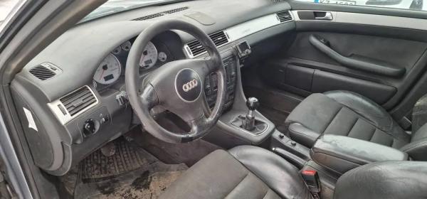 Audi A6 2003 in Valmiera, with an engine capacity of 2.50 L and mileage of 475 thousand km for 1900 €, photo 8 on AUTOMOTO.COM.LV