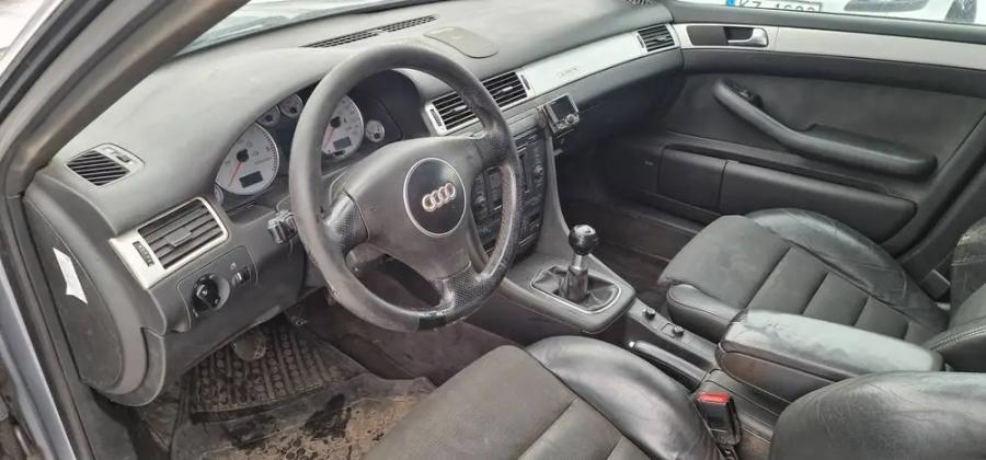 Audi A6 2003 in Valmiera, with an engine capacity of 2.50 L and mileage of 475 thousand km for 1900 €, photo 9 on AUTOMOTO.COM.LV