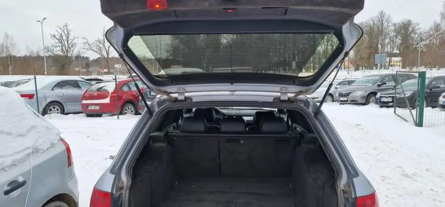 Audi A6 2003 in Valmiera, with an engine capacity of 2.50 L and mileage of 475 thousand km for 1900 €, photo 12 on AUTOMOTO.COM.LV