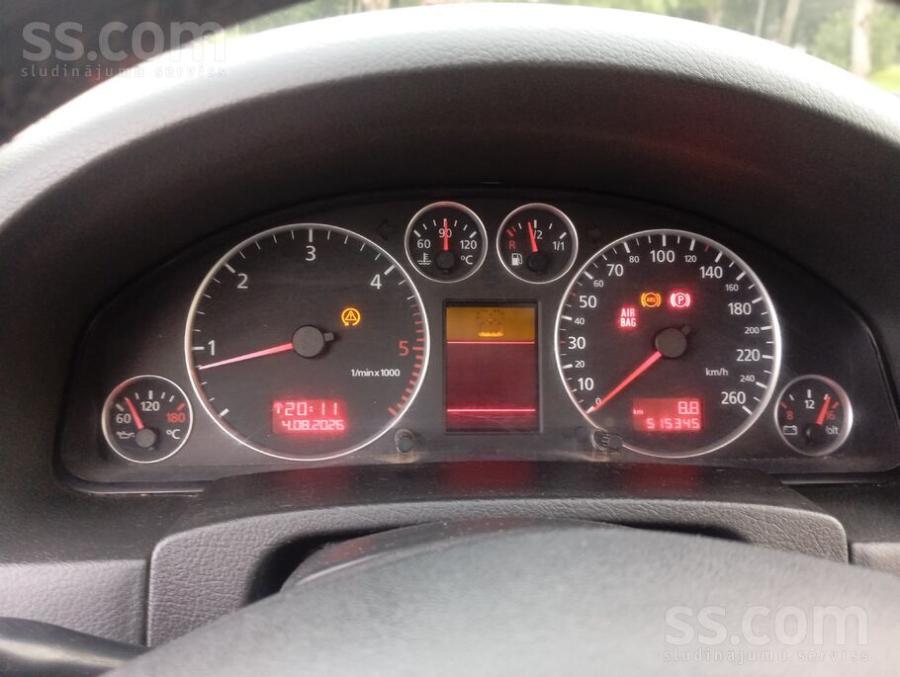 Audi A6 2003 Rīga, ar dzinēja tilpumu 2.50 L un nobraukumu 515 tūkst. km par 570 €, foto 9 vietnē AUTOMOTO.COM.LV
