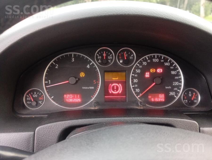 Audi A6 2003 Rīga, ar dzinēja tilpumu 2.50 L un nobraukumu 515 tūkst. km par 500 €, foto 3 vietnē AUTOMOTO.COM.LV