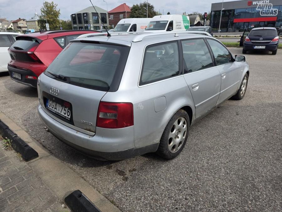 Audi A6 2003 in Kaunas, with an engine capacity of 1.90 L and mileage of 220 thousand km for 400 €, photo 4 on AUTOMOTO.COM.LV