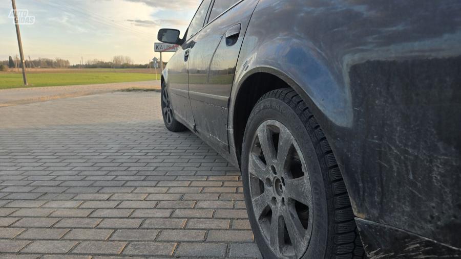 Audi A6 2004 Telšiai, ar dzinēja tilpumu 2.50 L un nobraukumu 406 tūkst. km par 600 €, foto 7 vietnē AUTOMOTO.COM.LV