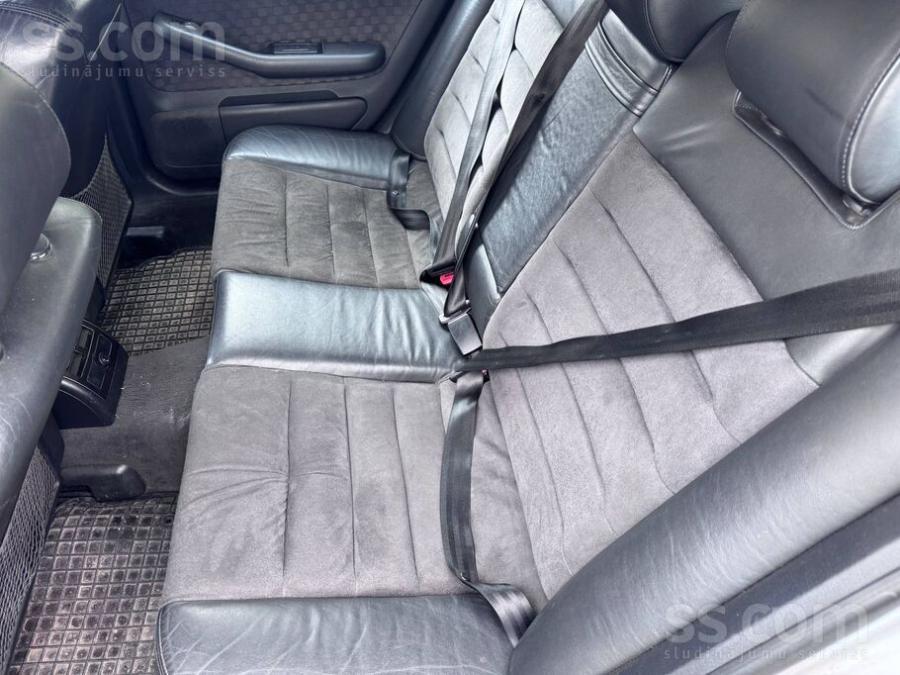 Audi A6 2004 in Riga, with an engine capacity of 1.90 L and mileage of 374 thousand km for 1600 €, photo 9 on AUTOMOTO.COM.LV