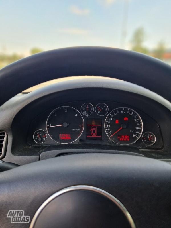 Audi A6 2004 Šauļi, ar dzinēja tilpumu 1.90 L un nobraukumu 290 tūkst. km par 1999 €, foto 10 vietnē AUTOMOTO.COM.LV