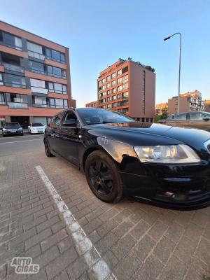 Audi A6 2005 Viļņa, ar dzinēja tilpumu 2.70 L un nobraukumu 262 tūkst. km par 1300 €, foto 5 vietnē AUTOMOTO.COM.LV