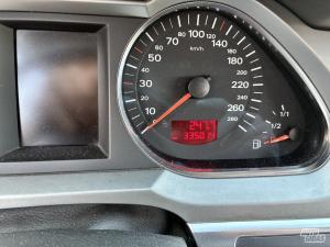 Audi A6 2006 in Telschi, with an engine capacity of 3.00 L and mileage of 335 thousand km for 2300 €, photo 10 on AUTOMOTO.COM.LV
