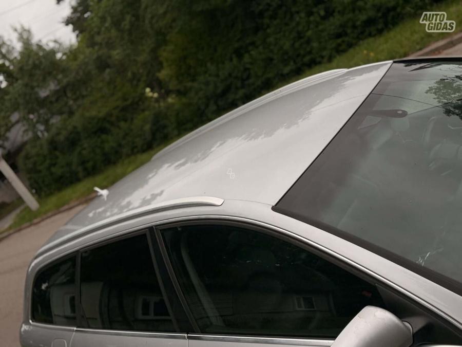 Audi A6 2006 in Vilnius, with an engine capacity of 2.40 L and mileage of 393 thousand km for 1450 €, photo 7 on AUTOMOTO.COM.LV