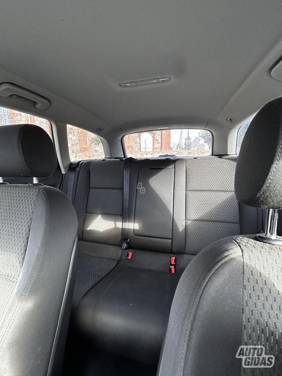 Audi A6 2006 in Alytus, with an engine capacity of 2.00 L and mileage of 426 thousand km for 2000 €, photo 12 on AUTOMOTO.COM.LV