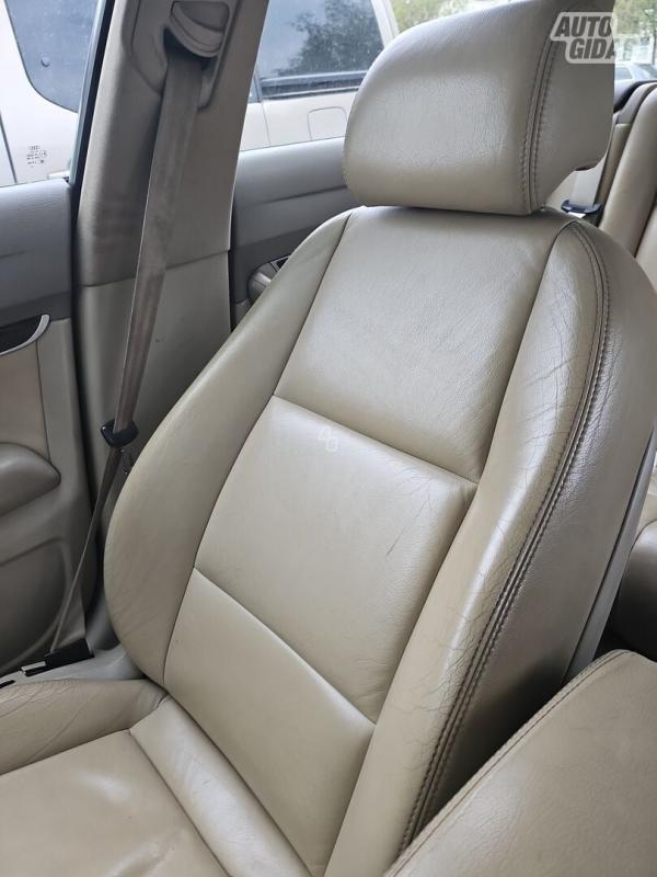 Audi A6 2008 in Vilnius, with an engine capacity of 3.20 L and mileage of 400 thousand km for 1200 €, photo 7 on AUTOMOTO.COM.LV