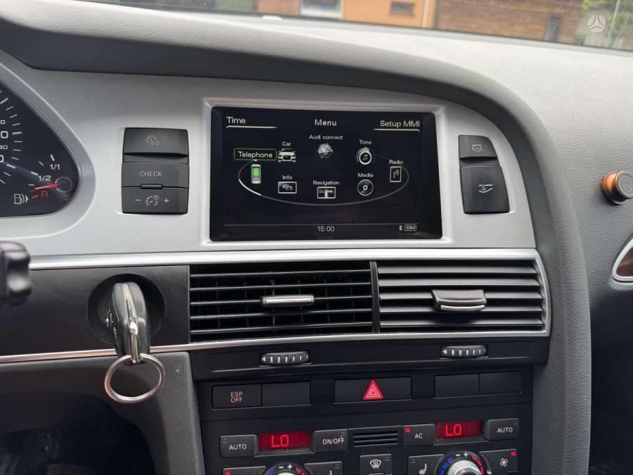 Audi A6 2009 in Vilnius, with an engine capacity of 2.97 L and mileage of 249 thousand km for 4950 €, photo 10 on AUTOMOTO.COM.LV