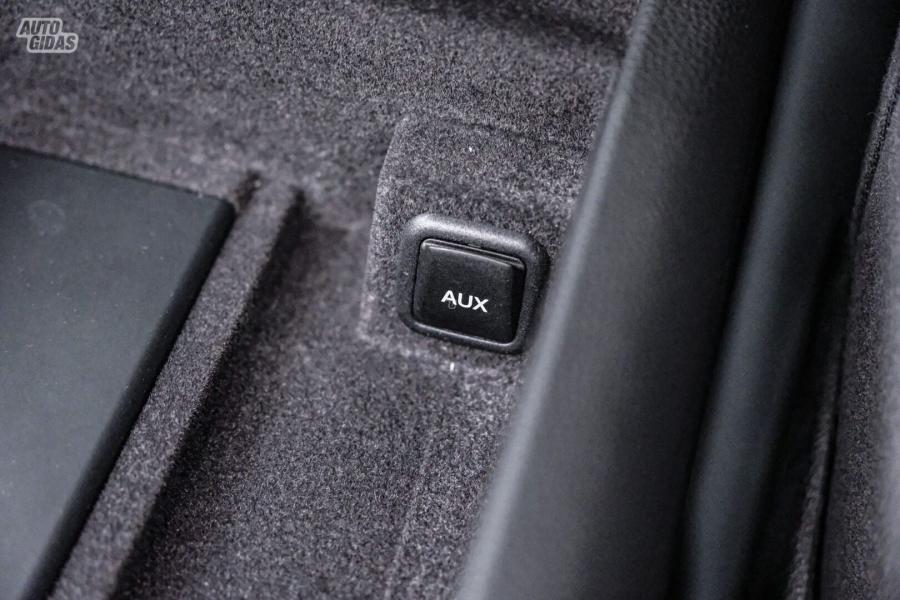 Audi A6 2012 in Kaunas, with an engine capacity of 3.00 L and mileage of 316 thousand km for 9890 €, photo 29 on AUTOMOTO.COM.LV