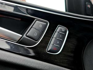 Audi A6 2012 in Klaipeda, with an engine capacity of 2.97 L and mileage of 200 thousand km for 12950 €, photo 28 on AUTOMOTO.COM.LV