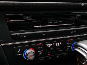 Audi A6 2012 in Klaipeda, with an engine capacity of 2.97 L and mileage of 200 thousand km for 12950 €, photo 42 on AUTOMOTO.COM.LV