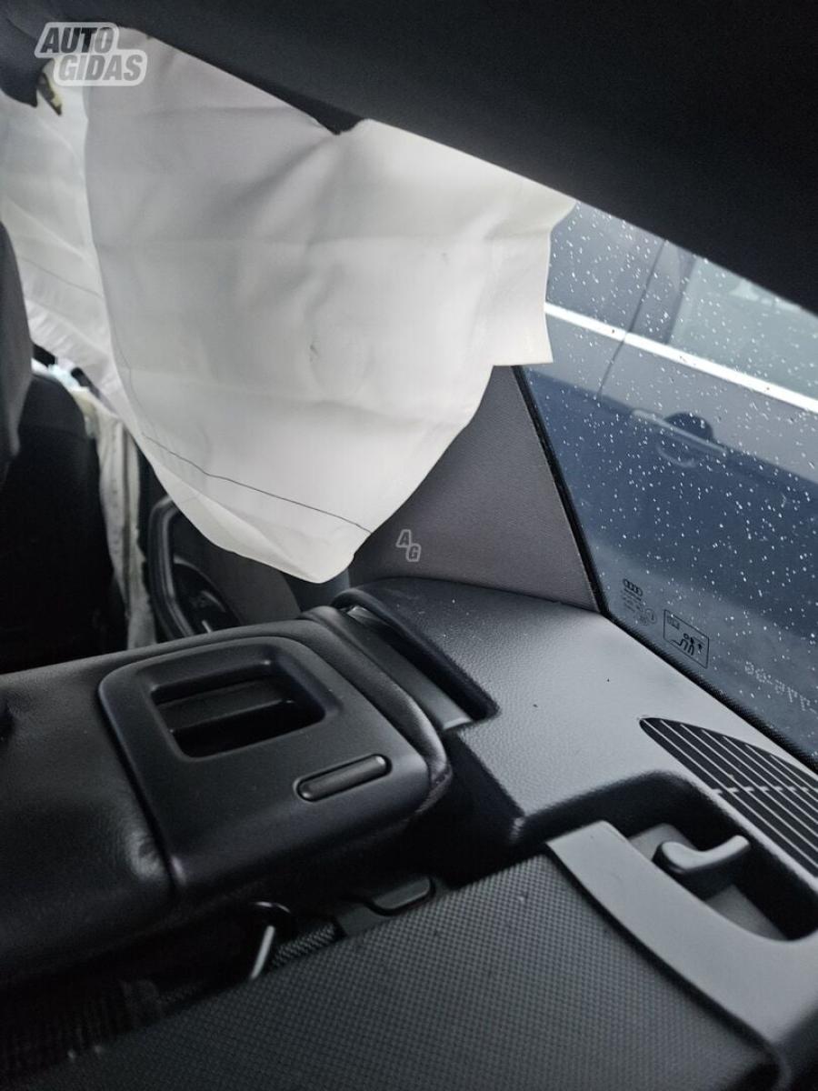 Audi A6 2014 Tauragė, ar dzinēja tilpumu 3.00 L un nobraukumu 275 tūkst. km par 8700 €, foto 24 vietnē AUTOMOTO.COM.LV