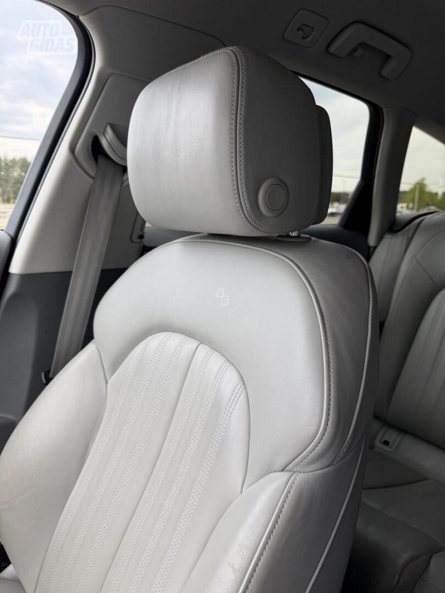 Audi A6 2014 in Vilnius, with an engine capacity of 3.00 L and mileage of 247 thousand km for 11000 €, photo 23 on AUTOMOTO.COM.LV
