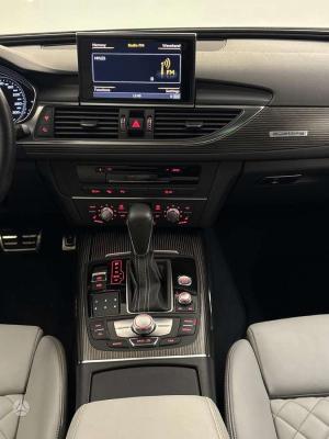 Audi A6 2015 in Marijampole, with an engine capacity of 2.97 L and mileage of 225 thousand km for 17999 €, photo 19 on AUTOMOTO.COM.LV