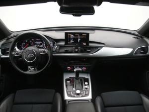 Audi A6 2015 in Vilnius, with an engine capacity of 2.00 L and mileage of 267 thousand km for 11399 €, photo 3 on AUTOMOTO.COM.LV