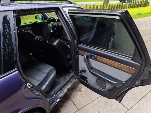 Violet Audi A6 1997 in Riga, with an engine capacity of 2.50 L and mileage of 393 thousand km for 3200 €, photo 5 on AUTOMOTO.COM.LV