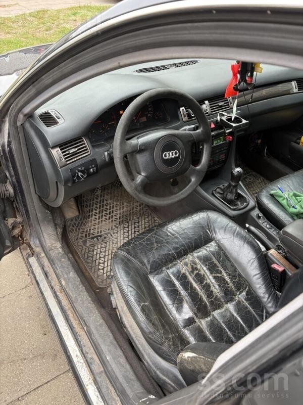 Violets Audi A6 1997 Rīga, ar dzinēja tilpumu 1.90 L un nobraukumu 450 tūkst. km par 650 €, foto 7 vietnē AUTOMOTO.COM.LV