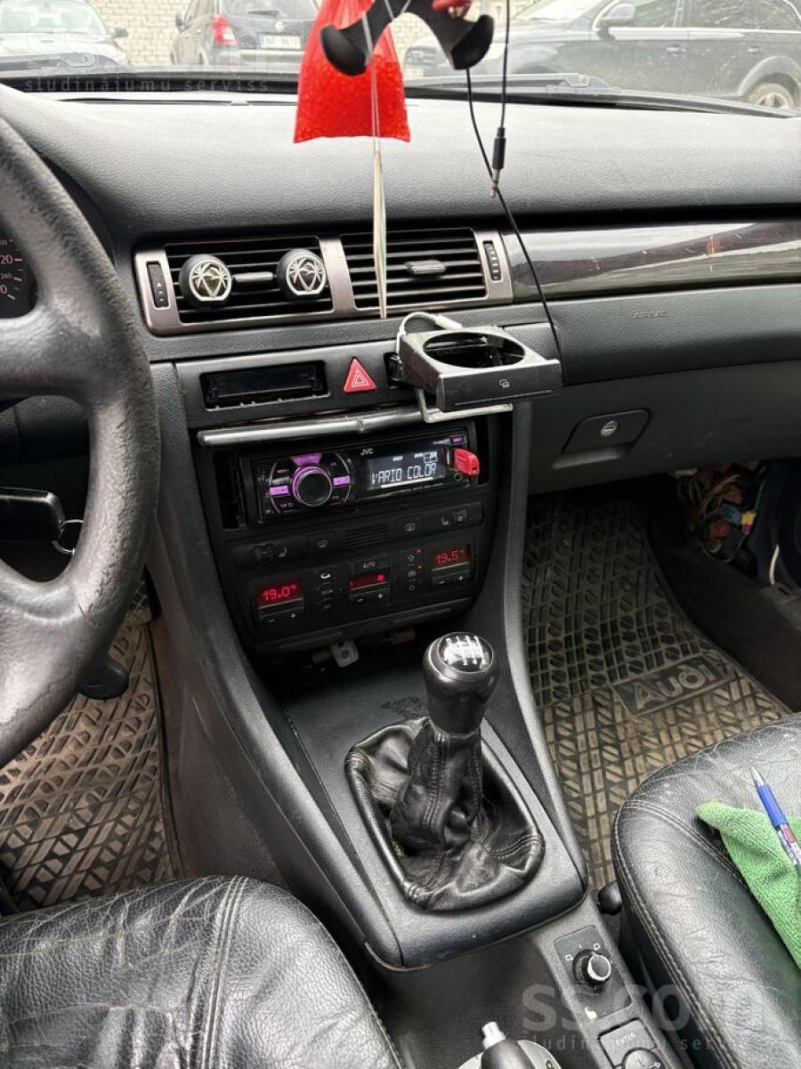 Violets Audi A6 1997 Rīga, ar dzinēja tilpumu 1.90 L un nobraukumu 450 tūkst. km par 650 €, foto 8 vietnē AUTOMOTO.COM.LV