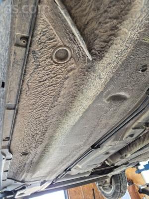 Violets Audi A6 2000 Rīga, ar dzinēja tilpumu 1.90 L un nobraukumu 421 tūkst. km par 1750 €, foto 10 vietnē AUTOMOTO.COM.LV