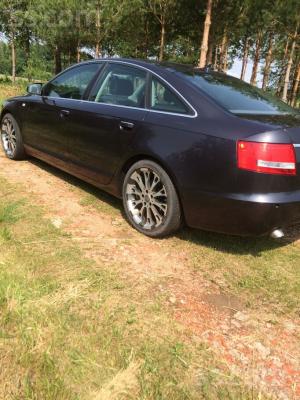 Violets Audi A6 2004 Rīga, ar dzinēja tilpumu 2.70 L un nobraukumu 270 tūkst. km par 3250 €, foto 4 vietnē AUTOMOTO.COM.LV