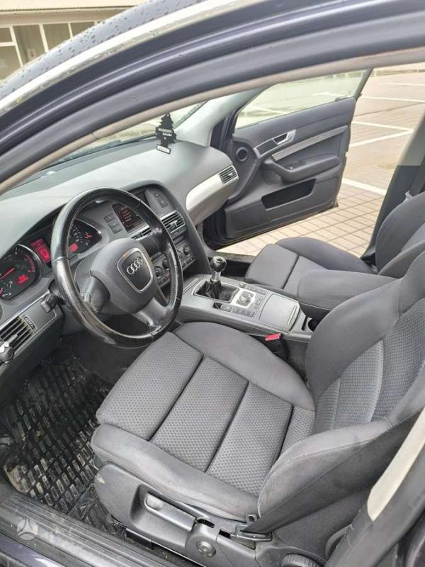 Violet Audi A6 2005 in Marijampole, with an engine capacity of 2.70 L and mileage of 284 thousand km for 1800 €, photo 6 on AUTOMOTO.COM.LV