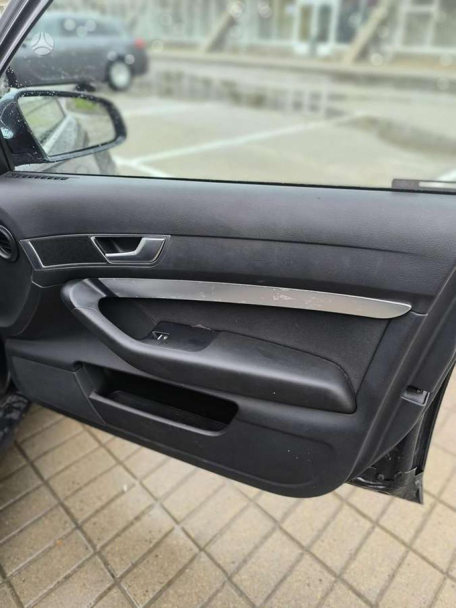 Violets Audi A6 2005 Marijampole, ar dzinēja tilpumu 2.70 L un nobraukumu 284 tūkst. km par 1800 €, foto 13 vietnē AUTOMOTO.COM.LV
