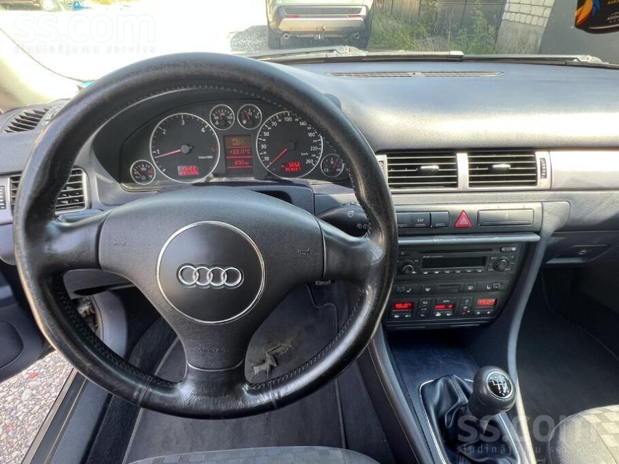 Violet Audi A6 2003 in Riga, with an engine capacity of 2.50 L and mileage of 353 thousand km for 800 €, photo 6 on AUTOMOTO.COM.LV