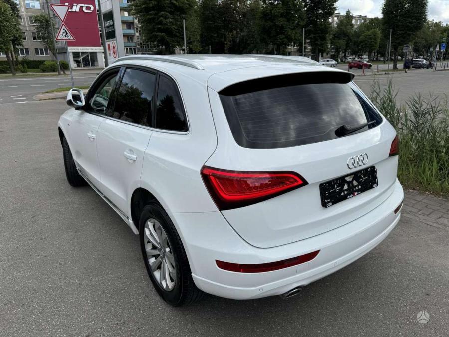 White Audi A6 2013 in Kaunas, with an engine capacity of 0.20 L and mileage of 270 thousand km for 10990 €, photo 6 on AUTOMOTO.COM.LV