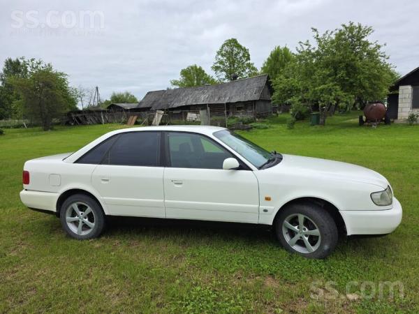 White Audi A6 1995 in Valka, with an engine capacity of 2.50 L and mileage of 430 thousand km for 1250 €, photo 4 on AUTOMOTO.COM.LV