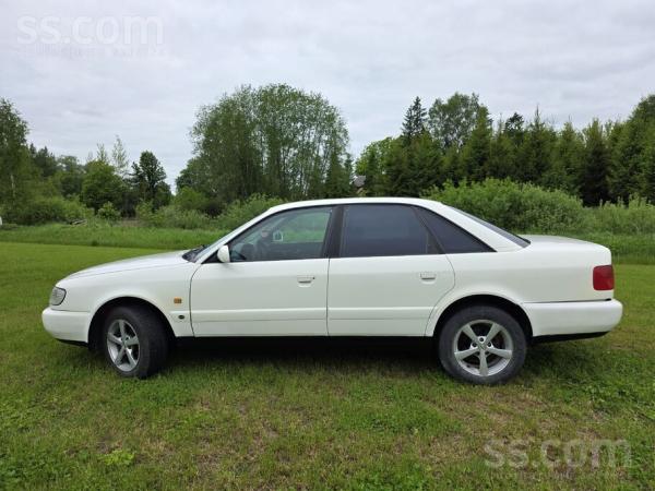 White Audi A6 1995 in Valka, with an engine capacity of 2.50 L and mileage of 430 thousand km for 1250 €, photo 9 on AUTOMOTO.COM.LV