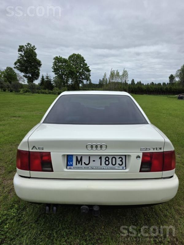 White Audi A6 1995 in Valka, with an engine capacity of 2.50 L and mileage of 430 thousand km for 1250 €, photo 7 on AUTOMOTO.COM.LV