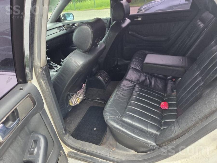 Balts Audi A6 1997 Ogre, ar dzinēja tilpumu 2.40 L un nobraukumu 400 tūkst. km par 1050 €, foto 10 vietnē AUTOMOTO.COM.LV