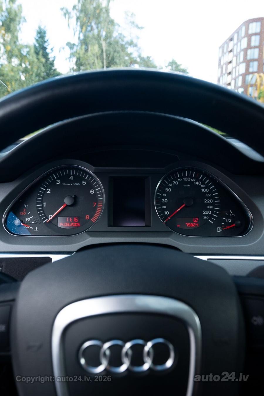 Белый Ауди А6 2005 в Таллин, объемом двигателя 3.20 л и пробегом 76 тыс. км за 7900 €, фото 11 на AUTOMOTO.COM.LV