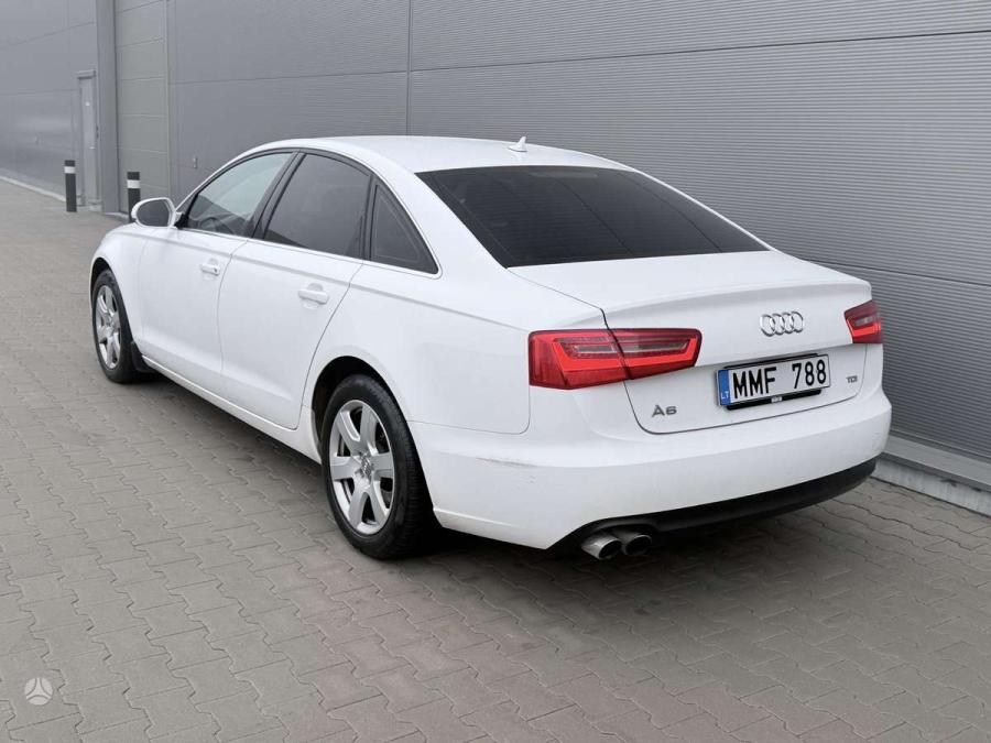 White Audi A6 2012 in Vilnius, with an engine capacity of 0.00 L and mileage of 356 thousand km for 6900 €, photo 4 on AUTOMOTO.COM.LV