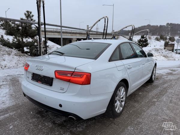 White Audi A6 2012 in Vilnius, with an engine capacity of 3.00 L and mileage of 307 thousand km for 9350 €, photo 5 on AUTOMOTO.COM.LV