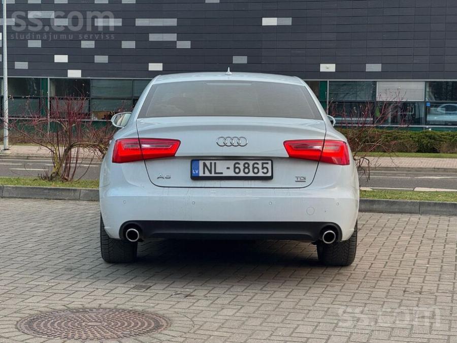 White Audi A6 2012 in Riga, with an engine capacity of 3.00 L and mileage of 299 thousand km for 12100 €, photo 9 on AUTOMOTO.COM.LV