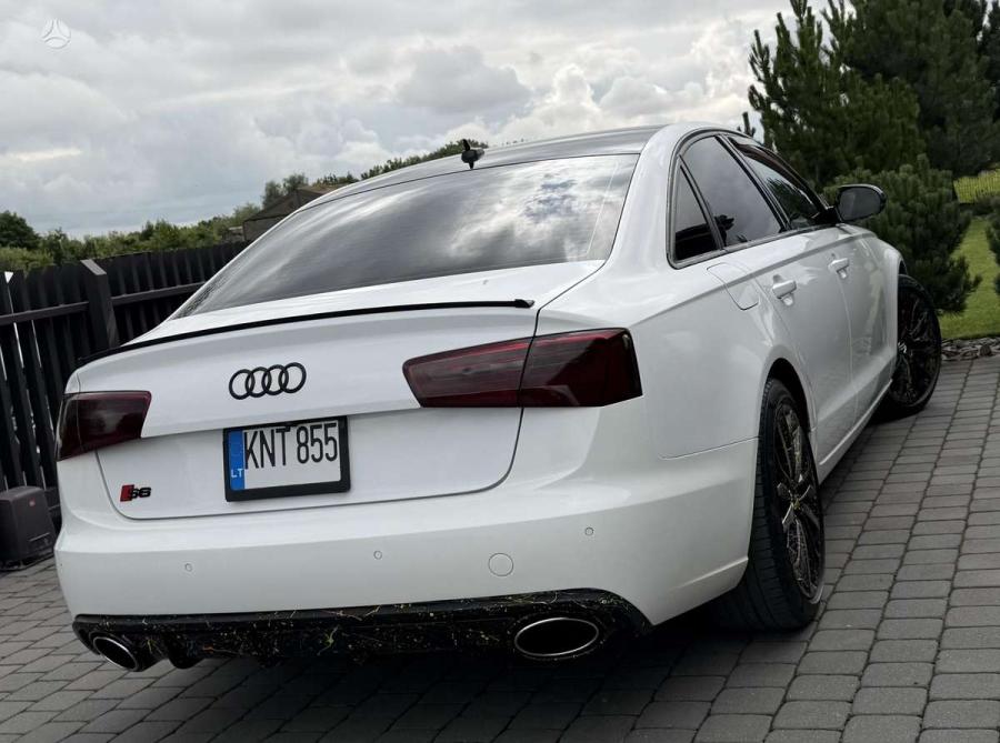 White Audi A6 2012 in Kaunas, with an engine capacity of 3.00 L and mileage of 396 thousand km for 8550 €, photo 10 on AUTOMOTO.COM.LV