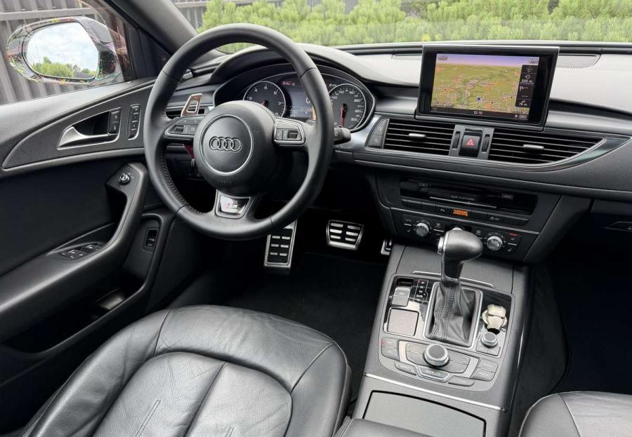 White Audi A6 2012 in Kaunas, with an engine capacity of 3.00 L and mileage of 396 thousand km for 8550 €, photo 21 on AUTOMOTO.COM.LV