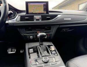 White Audi A6 2012 in Kaunas, with an engine capacity of 3.00 L and mileage of 396 thousand km for 8550 €, photo 23 on AUTOMOTO.COM.LV